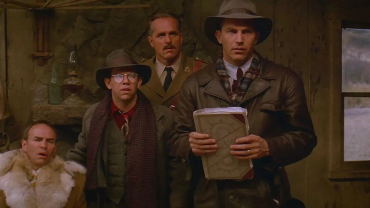 The Untouchables (1987) Review – The Cinema Critic
