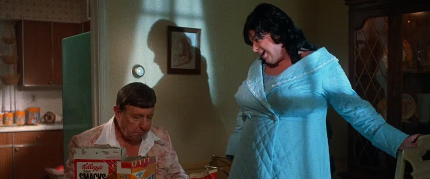 Polyester (1981) Review – The Cinema Critic